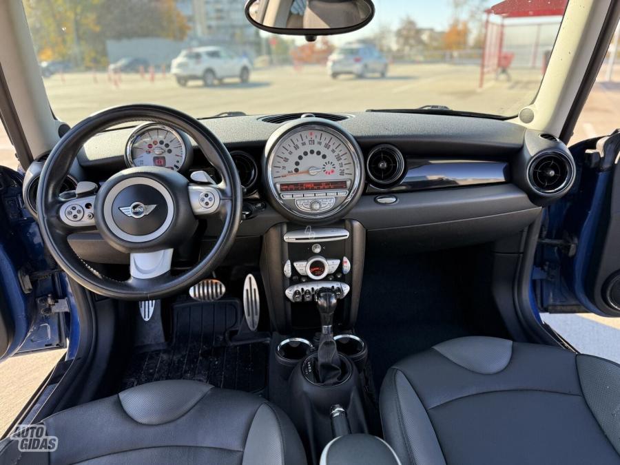 MINI Clubman 2008 in Vilnius, with an engine capacity of 1.60 L and mileage of 230 thousand km for 1900 €, photo 18 on AUTOMOTO.COM.LV