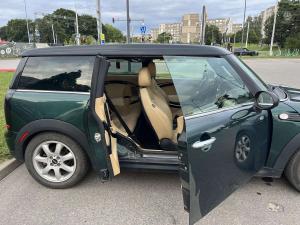 Zaļš MINI Clubman 2009 Viļņa, ar dzinēja tilpumu 1.60 L un nobraukumu 199 tūkst. km par 1400 €, foto 5 vietnē AUTOMOTO.COM.LV
