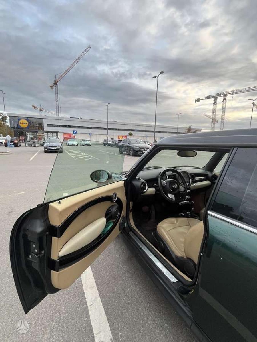 Zaļš MINI Clubman 2009 Viļņa, ar dzinēja tilpumu 1.60 L un nobraukumu 199 tūkst. km par 1400 €, foto 11 vietnē AUTOMOTO.COM.LV