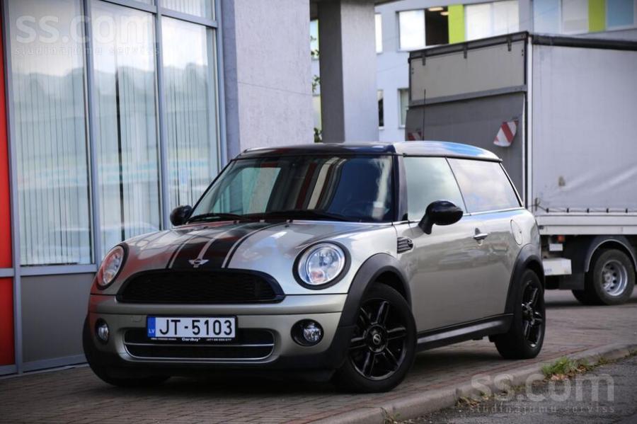 Zaļš MINI Clubman 2009 Rīga, ar dzinēja tilpumu 1.60 L un nobraukumu 246 tūkst. km par 3995 €, foto 1 vietnē AUTOMOTO.COM.LV