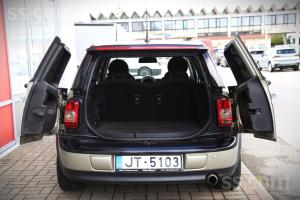 Zaļš MINI Clubman 2009 Rīga, ar dzinēja tilpumu 1.60 L un nobraukumu 246 tūkst. km par 3995 €, foto 8 vietnē AUTOMOTO.COM.LV