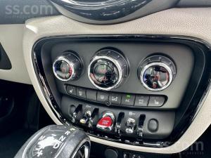 Zaļš MINI Clubman 2017 Rīga, ar dzinēja tilpumu 2.00 L un nobraukumu 106 tūkst. km par 14300 €, foto 17 vietnē AUTOMOTO.COM.LV