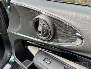 Zaļš MINI Clubman 2017 Rīga, ar dzinēja tilpumu 2.00 L un nobraukumu 106 tūkst. km par 14300 €, foto 19 vietnē AUTOMOTO.COM.LV