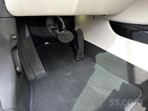 Zaļš MINI Clubman 2017 Rīga, ar dzinēja tilpumu 2.00 L un nobraukumu 106 tūkst. km par 14300 €, foto 22 vietnē AUTOMOTO.COM.LV