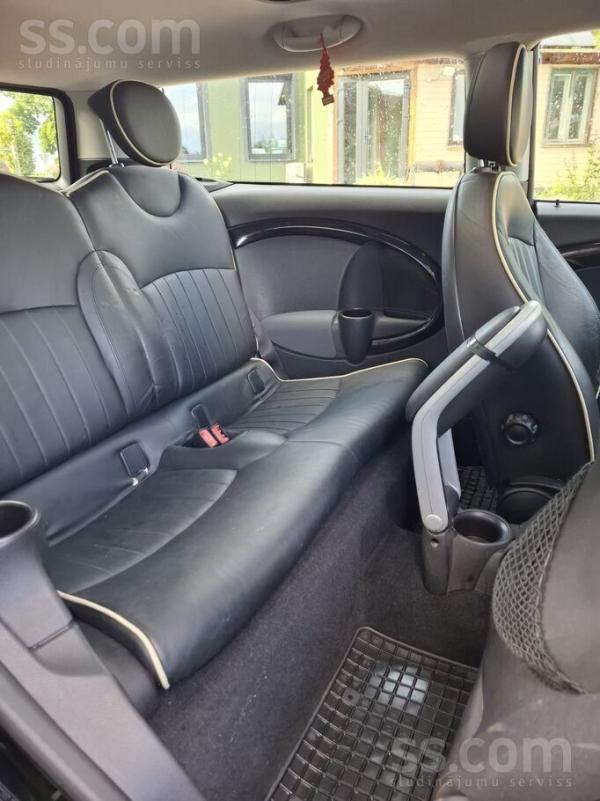 Green MINI Clubman 2008 in Jekabpils, with an engine capacity of 1.60 L and mileage of 228 thousand km for 3350 €, photo 6 on AUTOMOTO.COM.LV