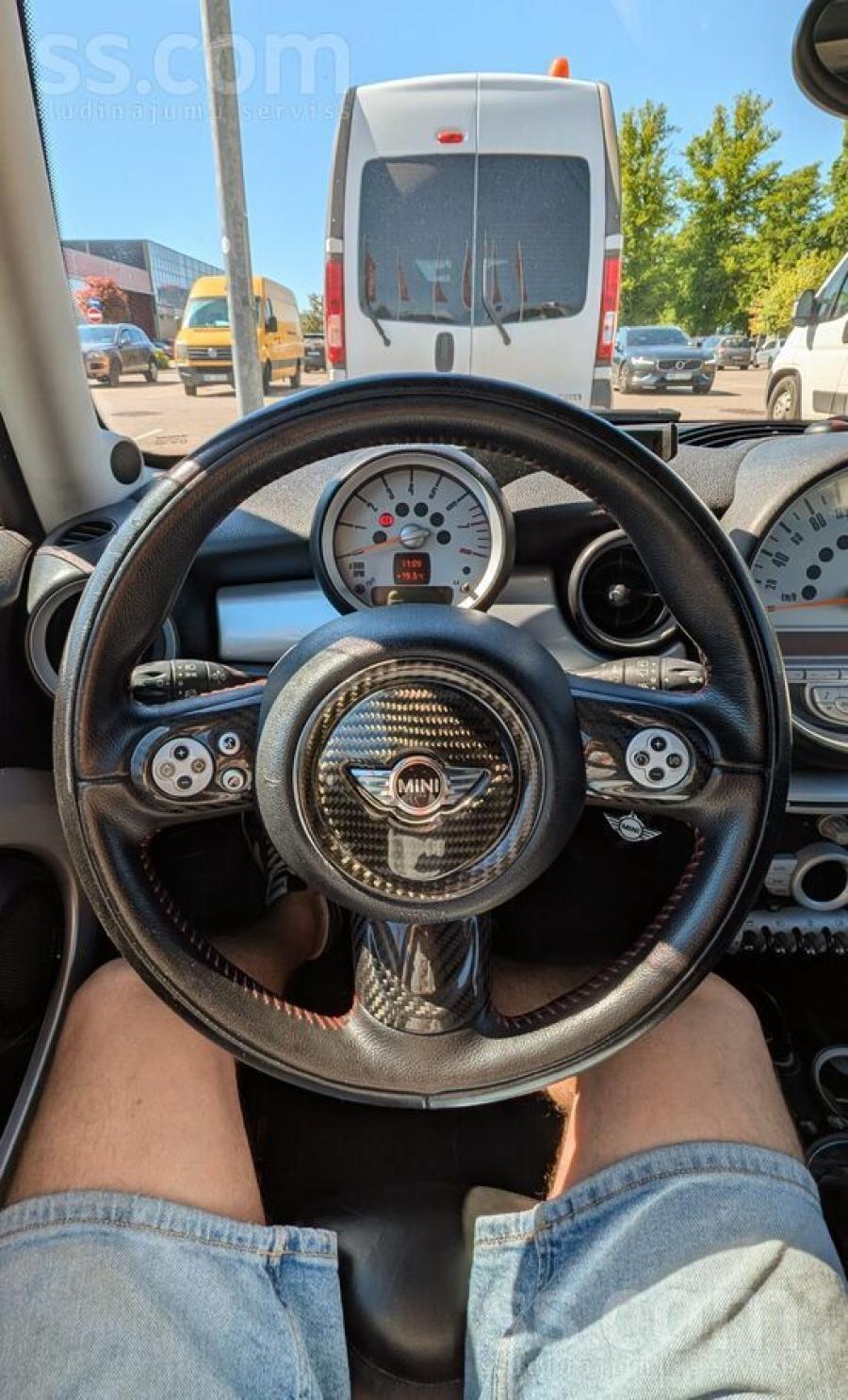 Zaļš MINI Clubman 2008 Rīga, ar dzinēja tilpumu 1.60 L un nobraukumu 256 tūkst. km par 5700 €, foto 8 vietnē AUTOMOTO.COM.LV