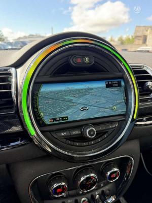 Green MINI Clubman 2016 in Siauliai, with an engine capacity of 2.00 L and mileage of 266 thousand km for 3750 €, photo 14 on AUTOMOTO.COM.LV