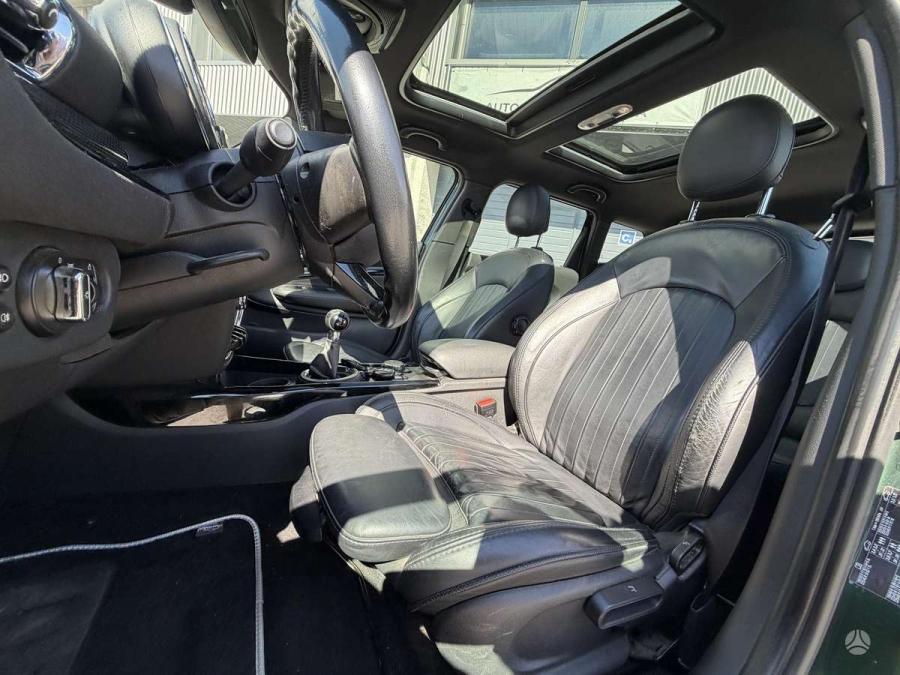 Green MINI Clubman 2016 in Siauliai, with an engine capacity of 2.00 L and mileage of 266 thousand km for 3750 €, photo 20 on AUTOMOTO.COM.LV