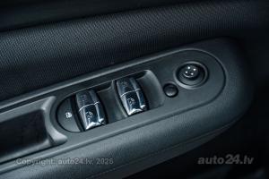Zaļš MINI Clubman 2022 Tallina, ar dzinēja tilpumu 1.50 L un nobraukumu 133 tūkst. km par 18000 €, foto 17 vietnē AUTOMOTO.COM.LV