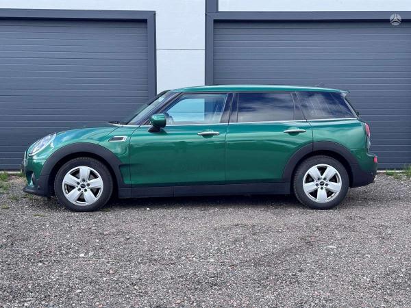 Green MINI Clubman 2022 in Vilnius, with an engine capacity of 1.50 L and mileage of 143 thousand km for 11300 €, photo 5 on AUTOMOTO.COM.LV