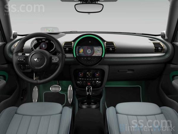 Green MINI Clubman 2023 in Riga, with an engine capacity of 2.00 L and mileage of 103 thousand km for 33900 €, photo 2 on AUTOMOTO.COM.LV