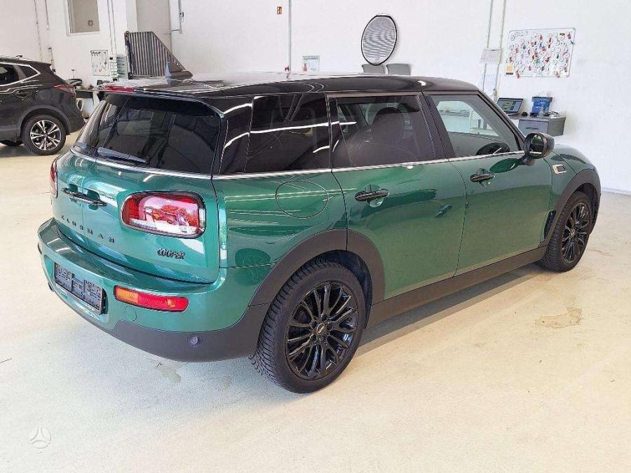 Zaļš MINI Clubman 2023 Viļņa, ar dzinēja tilpumu 1.50 L un nobraukumu 80 tūkst. km par 22630 €, foto 3 vietnē AUTOMOTO.COM.LV
