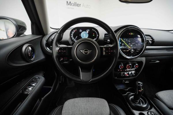 Zaļš MINI Clubman 2023 Peetri, ar dzinēja tilpumu 1.50 L un nobraukumu 138 tūkst. km par 20600 €, foto 9 vietnē AUTOMOTO.COM.LV