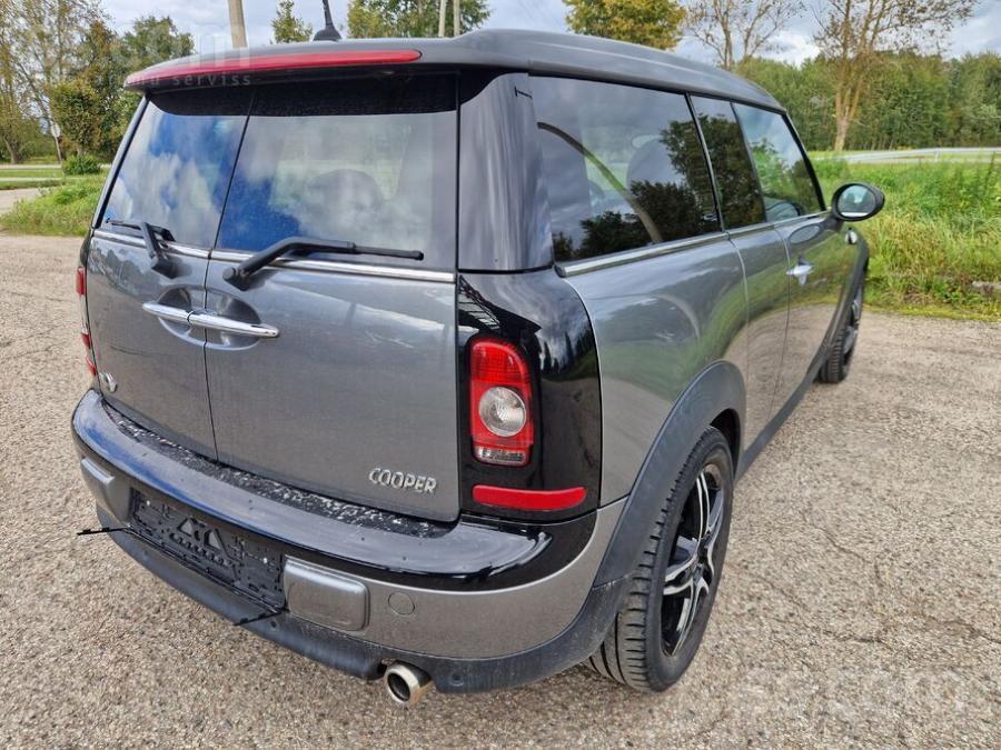 Pelēks MINI Clubman 2010 Ogre, ar dzinēja tilpumu 1.60 L un nobraukumu 184 tūkst. km par 6490 €, foto 3 vietnē AUTOMOTO.COM.LV