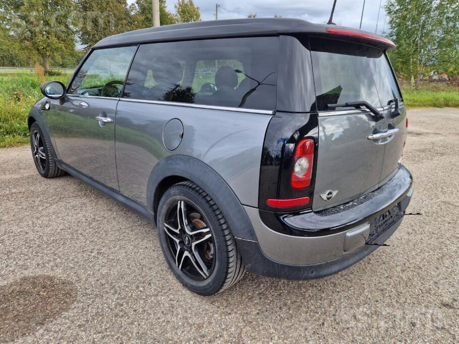 Pelēks MINI Clubman 2010 Ogre, ar dzinēja tilpumu 1.60 L un nobraukumu 184 tūkst. km par 6490 €, foto 5 vietnē AUTOMOTO.COM.LV