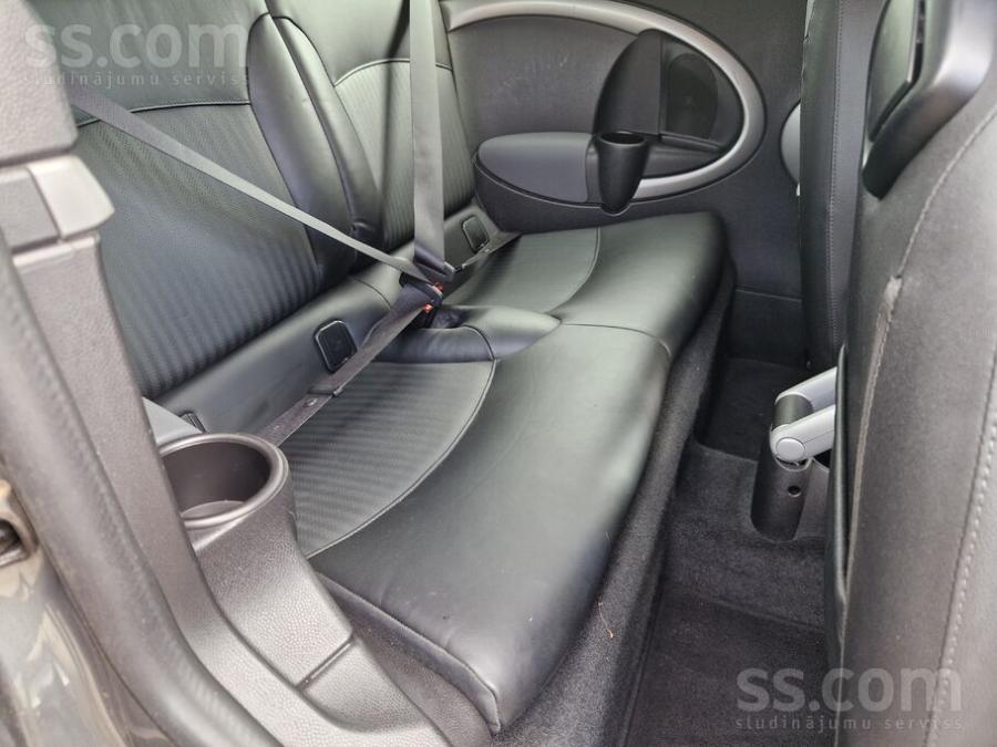 Pelēks MINI Clubman 2010 Ogre, ar dzinēja tilpumu 1.60 L un nobraukumu 184 tūkst. km par 6490 €, foto 11 vietnē AUTOMOTO.COM.LV