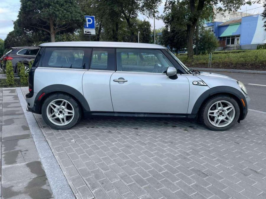 Pelēks MINI Clubman 2009 Viļņa, ar dzinēja tilpumu 1.60 L un nobraukumu 249 tūkst. km par 3280 €, foto 7 vietnē AUTOMOTO.COM.LV