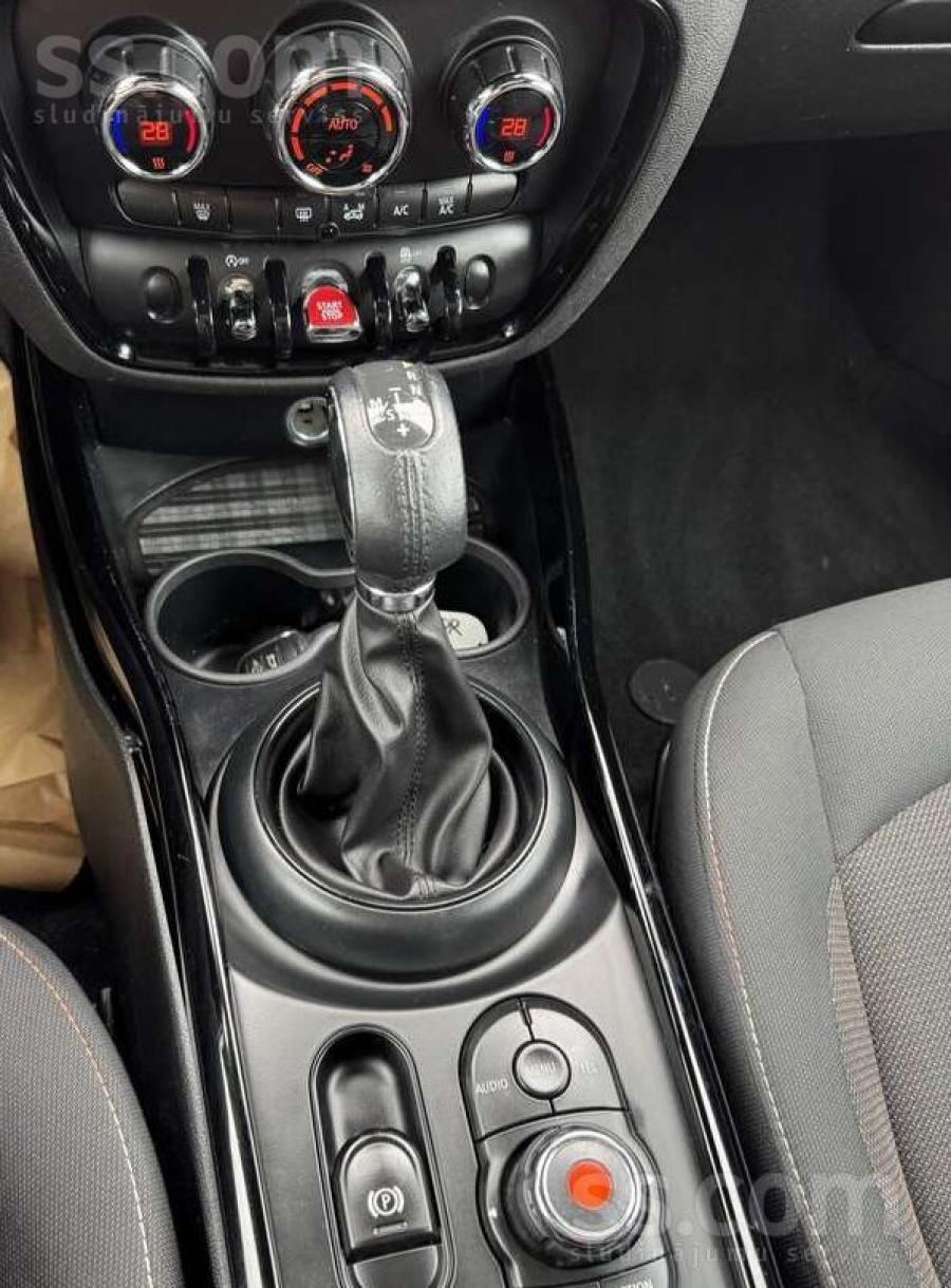 Grey MINI Clubman 2016 in Telschi, with an engine capacity of 2.00 L and mileage of 152 thousand km for 10690 €, photo 25 on AUTOMOTO.COM.LV