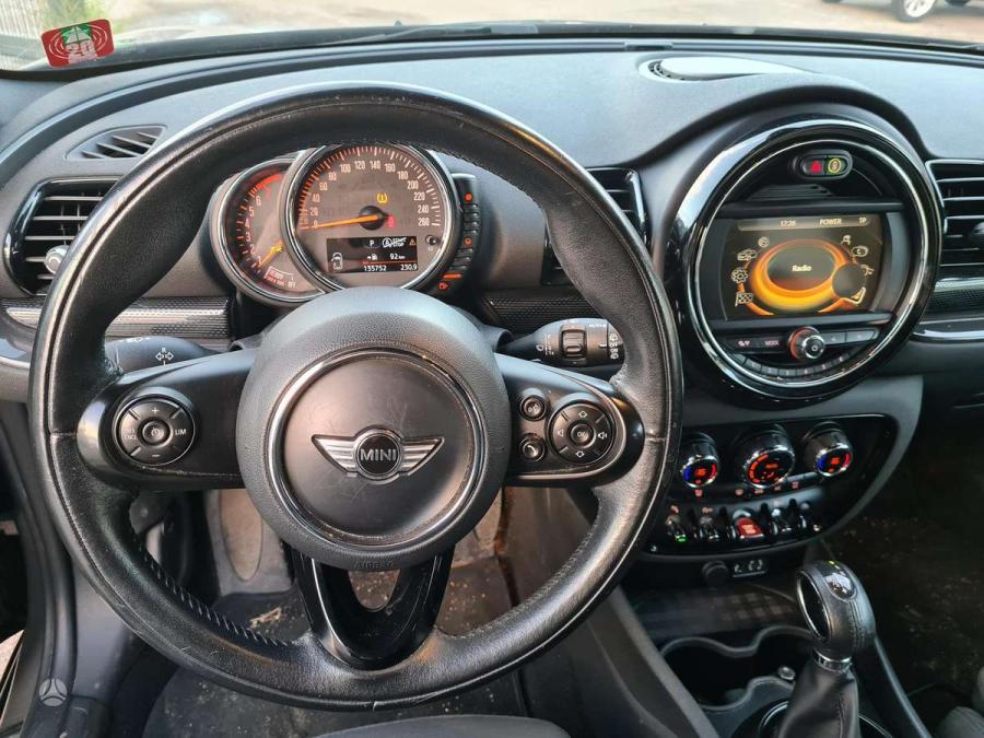 Pelēks MINI Clubman 2016 Kauņa, ar dzinēja tilpumu 2.00 L un nobraukumu 135 tūkst. km par 6950 €, foto 12 vietnē AUTOMOTO.COM.LV