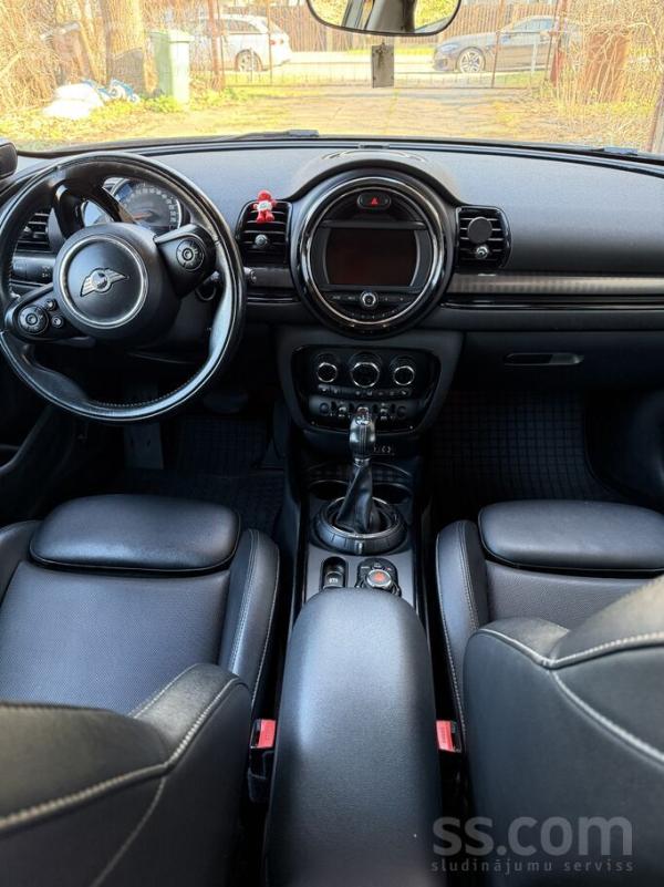 Pelēks MINI Clubman 2016 Rīga, ar dzinēja tilpumu 1.50 L un nobraukumu 117 tūkst. km par 10700 €, foto 4 vietnē AUTOMOTO.COM.LV
