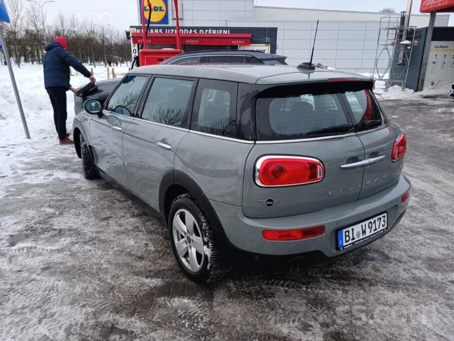 Pelēks MINI Clubman 2018 Rīga, ar dzinēja tilpumu 1.50 L un nobraukumu 250 tūkst. km par 10200 €, foto 3 vietnē AUTOMOTO.COM.LV