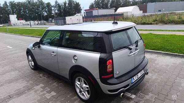 Grey MINI Clubman 2009 in Vilnius, with an engine capacity of 1.60 L and mileage of 235 thousand km for 2400 €, photo 5 on AUTOMOTO.COM.LV