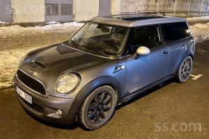 Pelēks MINI Clubman 2009 Rīga, ar dzinēja tilpumu 1.60 L un nobraukumu 238 tūkst. km par 4700 €, foto 2 vietnē AUTOMOTO.COM.LV