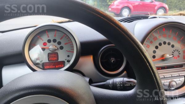 Pelēks MINI Clubman 2009 Rīga, ar dzinēja tilpumu 1.60 L un nobraukumu 310 tūkst. km par 1900 €, foto 5 vietnē AUTOMOTO.COM.LV