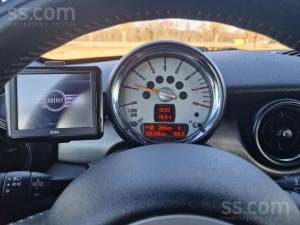 Pelēks MINI Clubman 2010 Ogre, ar dzinēja tilpumu 1.60 L un nobraukumu 184 tūkst. km par 6490 €, foto 10 vietnē AUTOMOTO.COM.LV