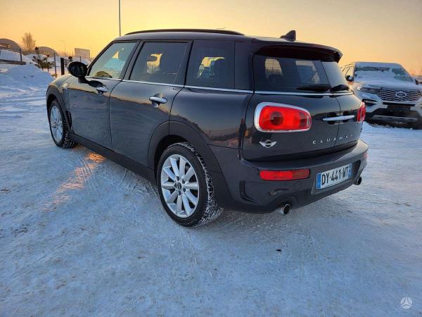 Pelēks MINI Clubman 2016 Tauragė, ar dzinēja tilpumu 2.00 L un nobraukumu 211 tūkst. km par 6500 €, foto 3 vietnē AUTOMOTO.COM.LV