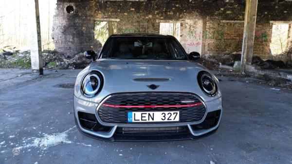 Grey MINI Clubman 2016 in Kaunas, with an engine capacity of 2.00 L and mileage of 130 thousand km for 11900 €, photo 7 on AUTOMOTO.COM.LV