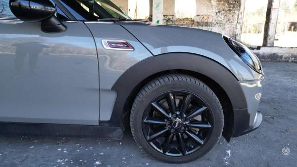Grey MINI Clubman 2016 in Kaunas, with an engine capacity of 2.00 L and mileage of 130 thousand km for 11900 €, photo 9 on AUTOMOTO.COM.LV