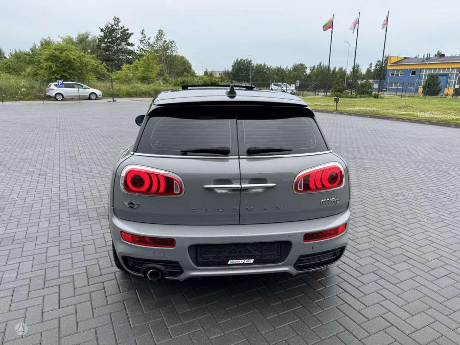 Grey MINI Clubman 2016 in Telschi, with an engine capacity of 2.00 L and mileage of 152 thousand km for 10700 €, photo 6 on AUTOMOTO.COM.LV