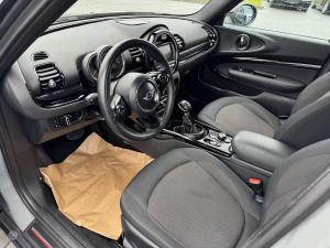 Grey MINI Clubman 2016 in Telschi, with an engine capacity of 2.00 L and mileage of 152 thousand km for 10700 €, photo 19 on AUTOMOTO.COM.LV