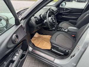 Grey MINI Clubman 2016 in Telschi, with an engine capacity of 2.00 L and mileage of 152 thousand km for 10700 €, photo 21 on AUTOMOTO.COM.LV