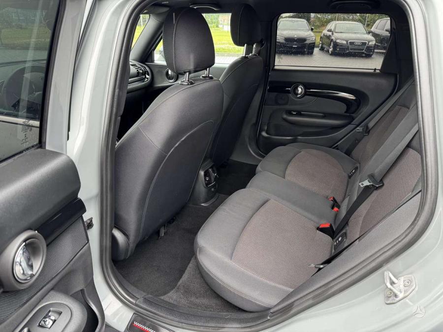 Grey MINI Clubman 2016 in Telschi, with an engine capacity of 2.00 L and mileage of 152 thousand km for 10700 €, photo 24 on AUTOMOTO.COM.LV