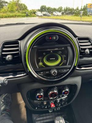 Grey MINI Clubman 2016 in Telschi, with an engine capacity of 2.00 L and mileage of 152 thousand km for 10700 €, photo 32 on AUTOMOTO.COM.LV