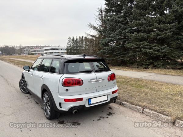 Pelēks MINI Clubman 2018 Tallina, ar dzinēja tilpumu 2.00 L un nobraukumu 74 tūkst. km par 23000 €, foto 2 vietnē AUTOMOTO.COM.LV