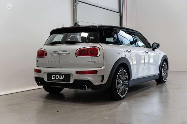 Grey MINI Clubman 2018 in Vilnius, with an engine capacity of 2.00 L and mileage of 76 thousand km for 14900 €, photo 6 on AUTOMOTO.COM.LV