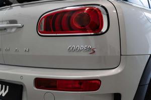 Grey MINI Clubman 2018 in Vilnius, with an engine capacity of 2.00 L and mileage of 76 thousand km for 14900 €, photo 8 on AUTOMOTO.COM.LV