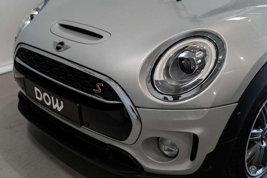 Grey MINI Clubman 2018 in Vilnius, with an engine capacity of 2.00 L and mileage of 76 thousand km for 14900 €, photo 9 on AUTOMOTO.COM.LV