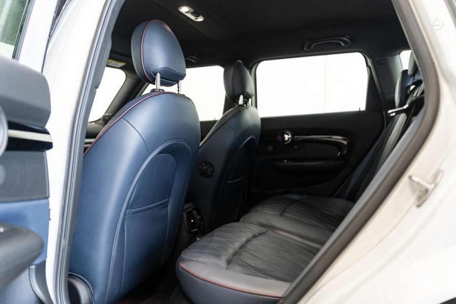 Grey MINI Clubman 2018 in Vilnius, with an engine capacity of 2.00 L and mileage of 76 thousand km for 14900 €, photo 22 on AUTOMOTO.COM.LV