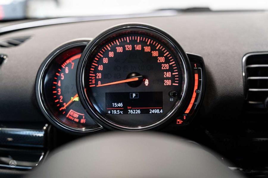 Grey MINI Clubman 2018 in Vilnius, with an engine capacity of 2.00 L and mileage of 76 thousand km for 14900 €, photo 36 on AUTOMOTO.COM.LV