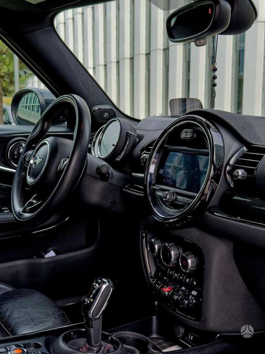 Pelēks MINI Clubman 2020 Viļņa, ar dzinēja tilpumu 2.00 L un nobraukumu 112 tūkst. km par 27900 €, foto 12 vietnē AUTOMOTO.COM.LV