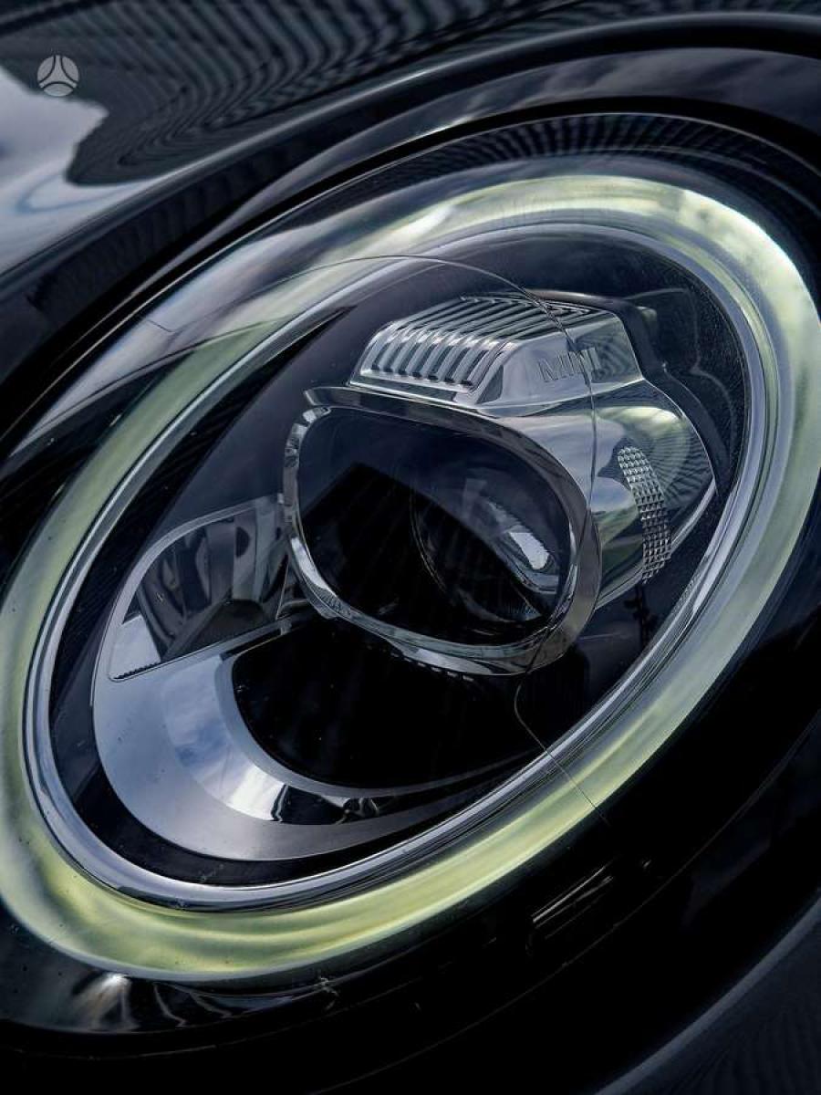 Pelēks MINI Clubman 2020 Viļņa, ar dzinēja tilpumu 2.00 L un nobraukumu 112 tūkst. km par 27900 €, foto 14 vietnē AUTOMOTO.COM.LV