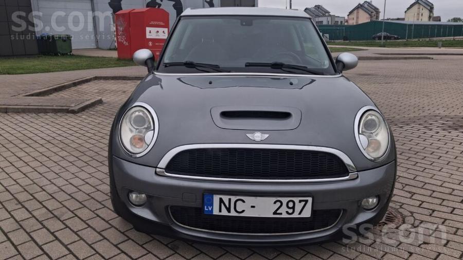 MINI Clubman 2007 Rīga, ar dzinēja tilpumu 1.60 L un nobraukumu 244 tūkst. km par 3700 €, foto 14 vietnē AUTOMOTO.COM.LV