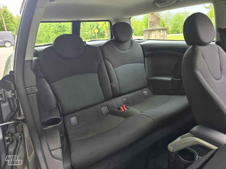 MINI Clubman 2009 in Radviliskis, with an engine capacity of 1.60 L and mileage of 338 thousand km for 2490 €, photo 24 on AUTOMOTO.COM.LV
