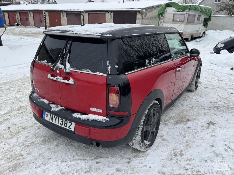 MINI Clubman 2011 in Siauliai, with an engine capacity of 1.60 L and mileage of 203 thousand km for 1550 €, photo 4 on AUTOMOTO.COM.LV
