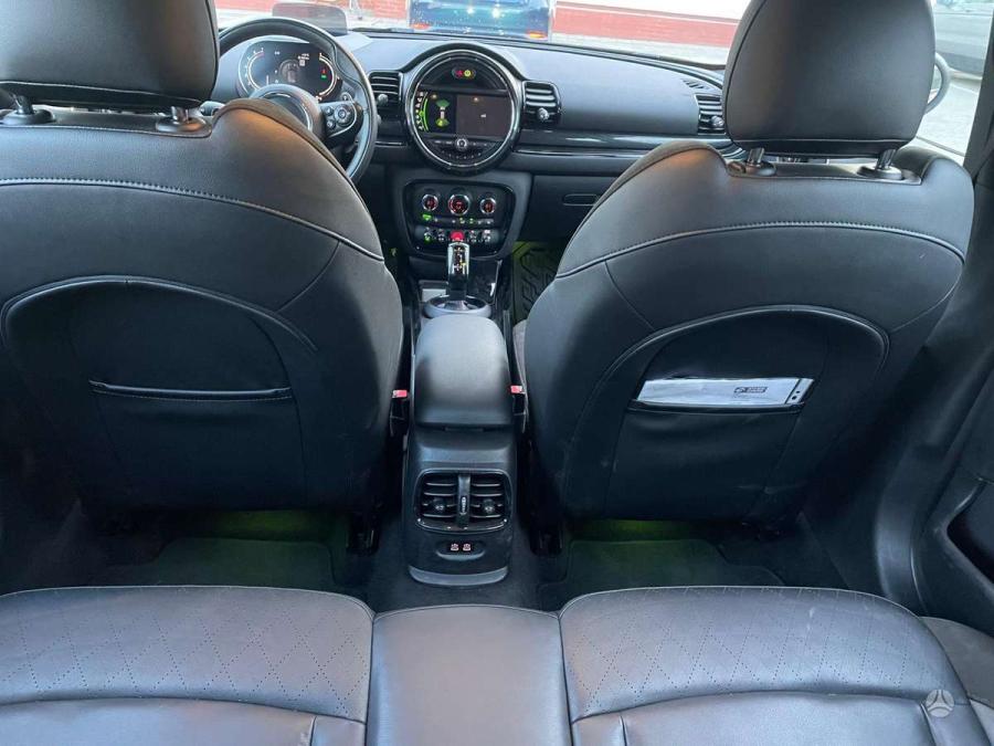 Oranžs MINI Clubman 2021 Viļņa, ar dzinēja tilpumu 2.00 L un nobraukumu 55 tūkst. km par 19999 €, foto 12 vietnē AUTOMOTO.COM.LV