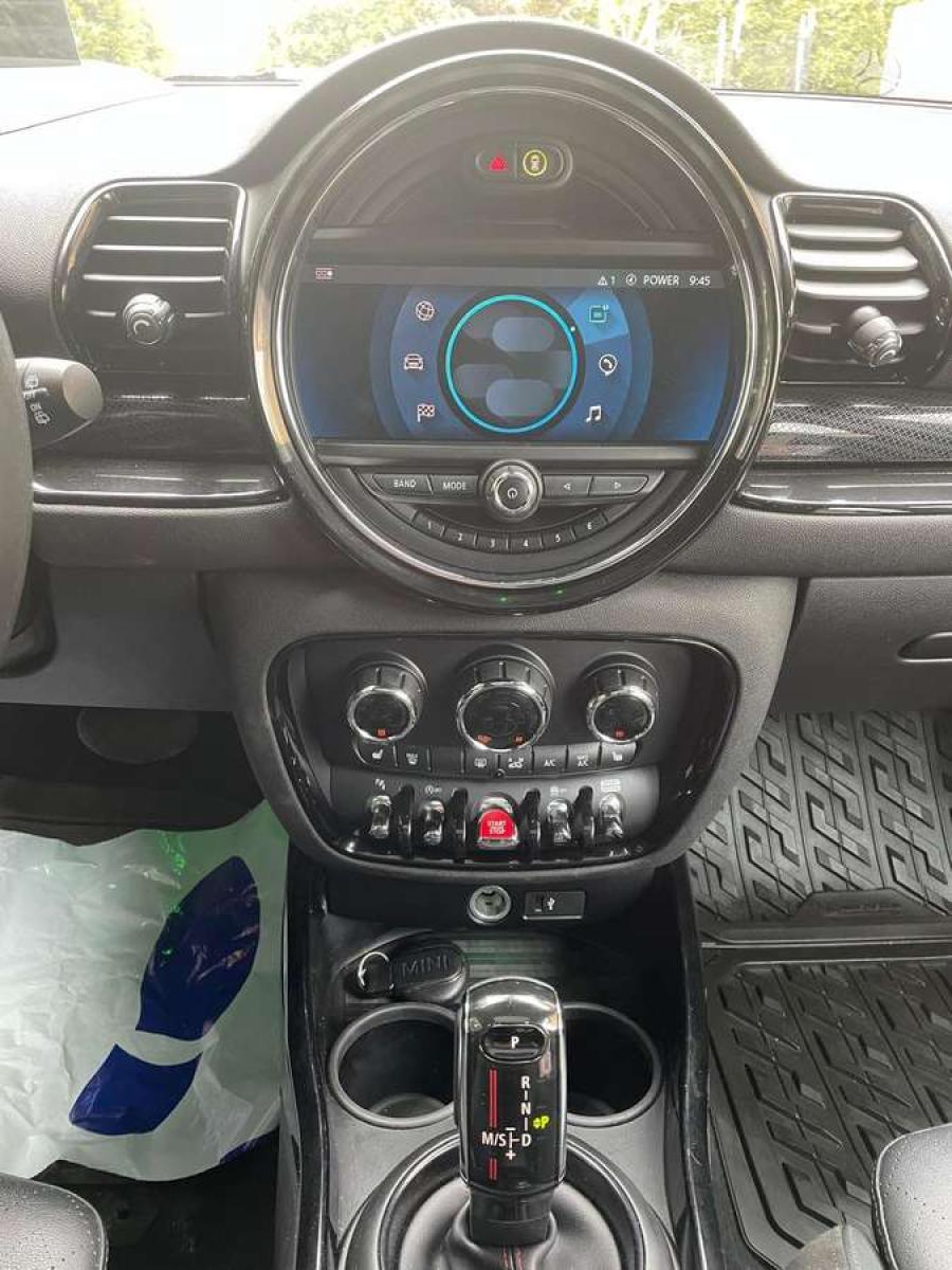 Oranžs MINI Clubman 2021 Viļņa, ar dzinēja tilpumu 2.00 L un nobraukumu 55 tūkst. km par 19999 €, foto 23 vietnē AUTOMOTO.COM.LV